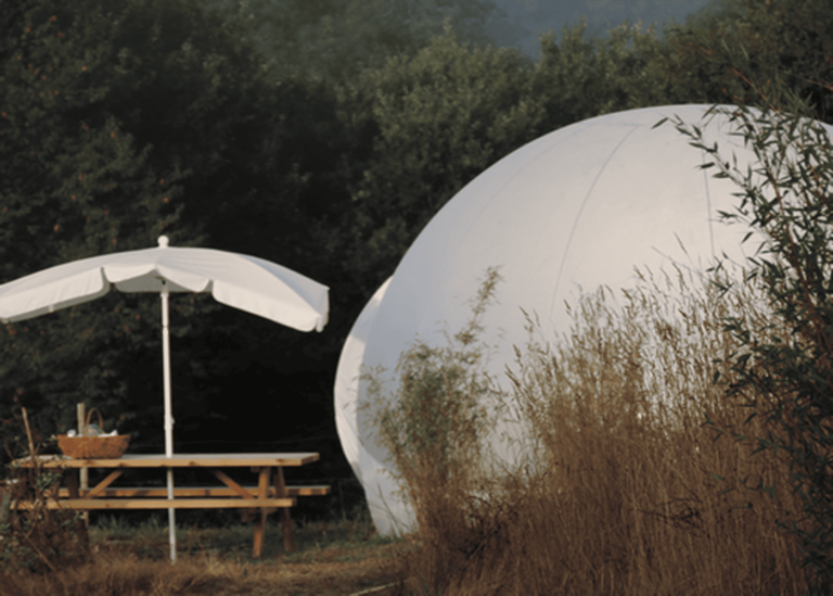 Nuit dans une bulle : 15 lieux magiques à tester en France