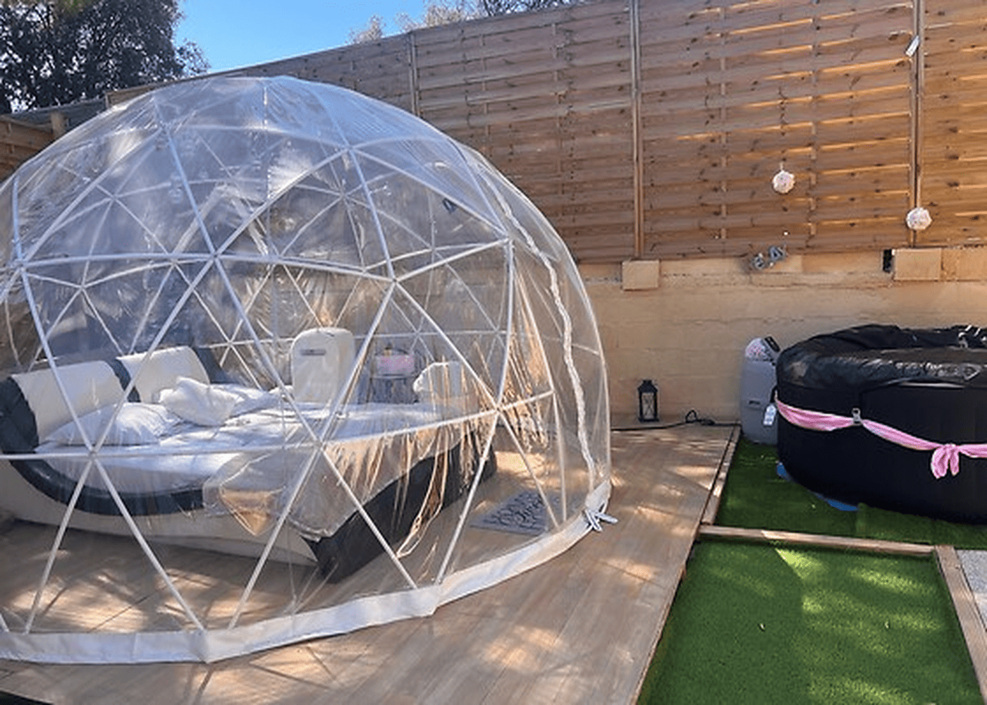Nuit dans une bulle : 15 lieux magiques à tester en France