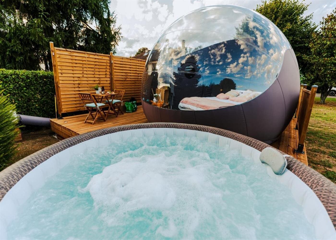 Nuit dans une bulle : 15 lieux magiques à tester en France